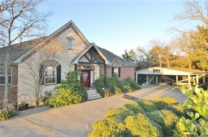 **Lake View** W/  Expansive Deck - Lake Texoma