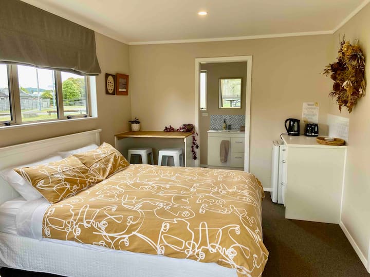 Urban Guest Suite. Seperate From Main House - 陶波