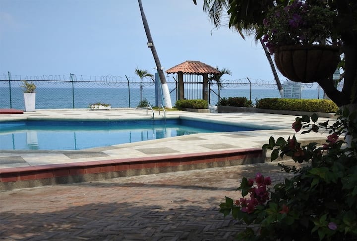 Casa De Playa En Conjunto Frente Al Mar. - Santa Marta