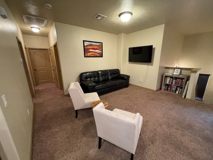 Kid-friendly Condo With Pool, Hot Tub, Activities - Cedar City, UT