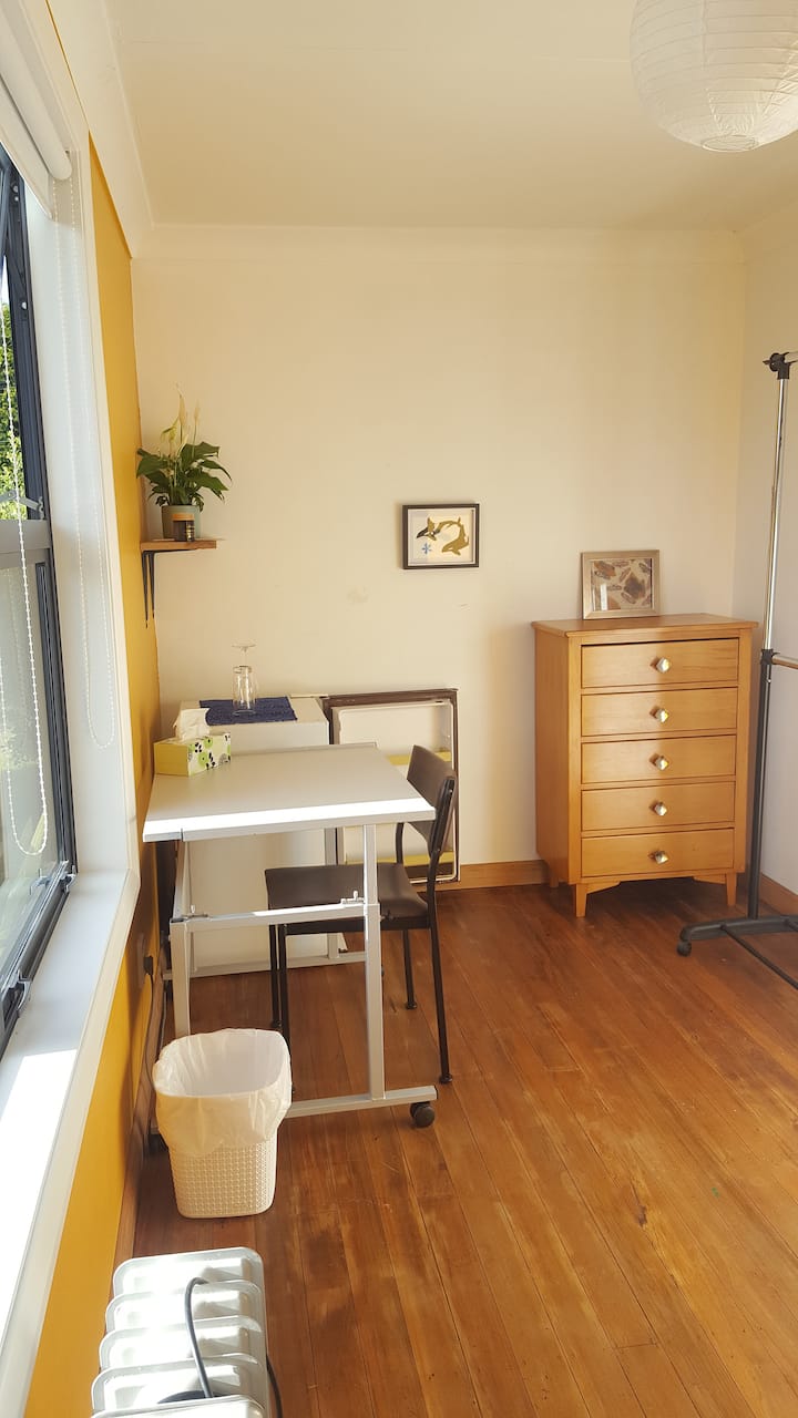 Loch Sanctuary: Clean, Cosy, Large Double Room - 
