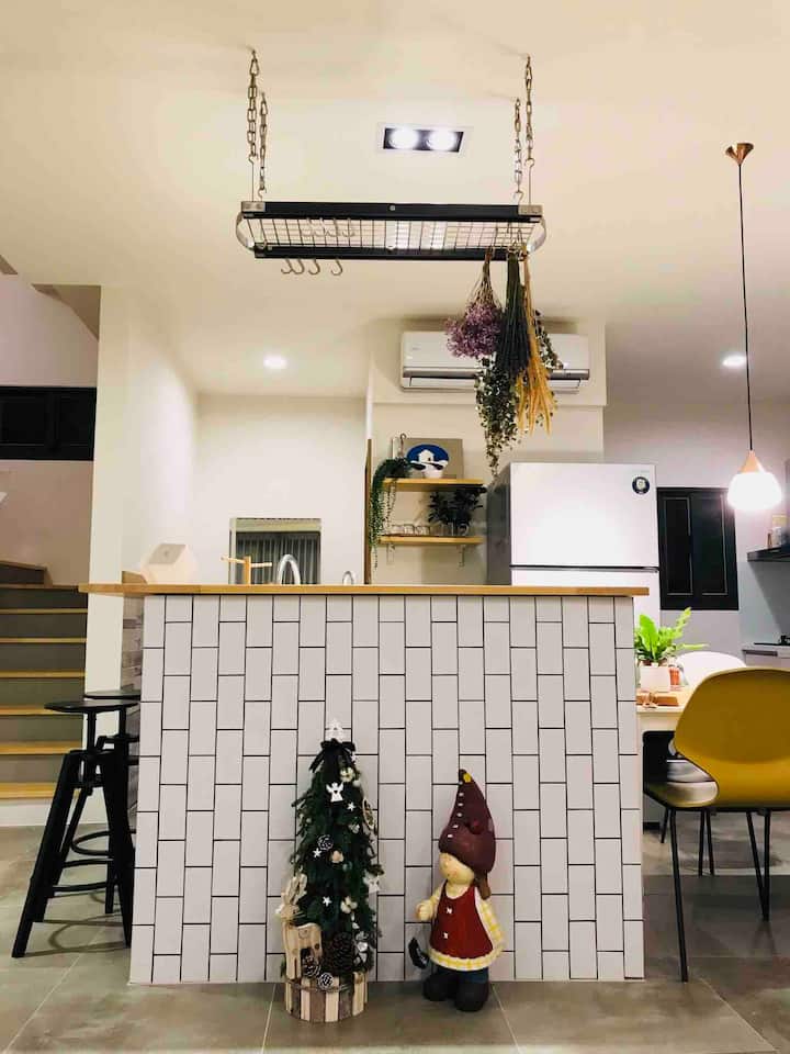 宜蘭五結20坪超大客廳聚會辦公好處所12人包棟提供電動麻將 可火鍋 休閒近景區 - Yilan County