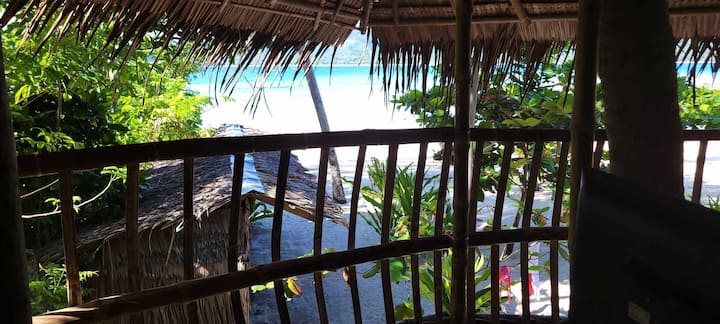 Island Beach House - El Nido
