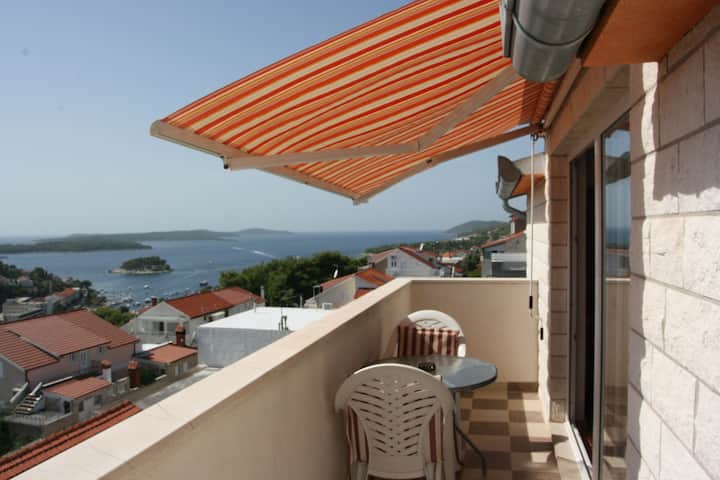 Excl. Studio 4* Romantick Nr.1. Sea View / Garden - Hvar
