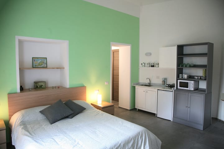 Ayssa House Green - Nápoles