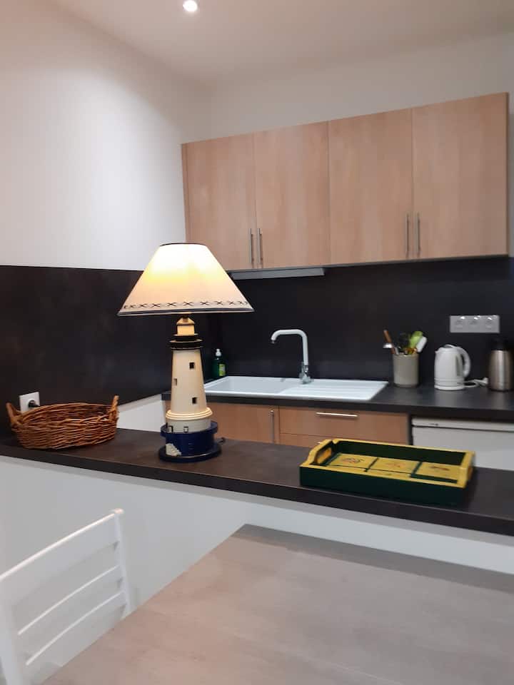 Forcalquier Studio En Vieille Ville Proche Centre - Forcalquier