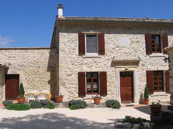 Mas Provençal Typique - Suze-la-Rousse