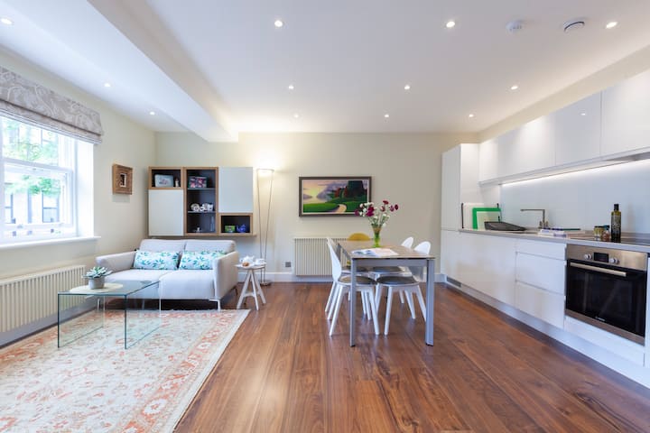 Central Harrogate Twin Room, Shower. Free Parking - Harrogate