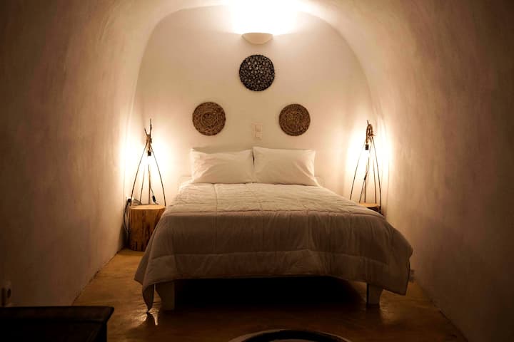 The Grand Cave House - Santorini