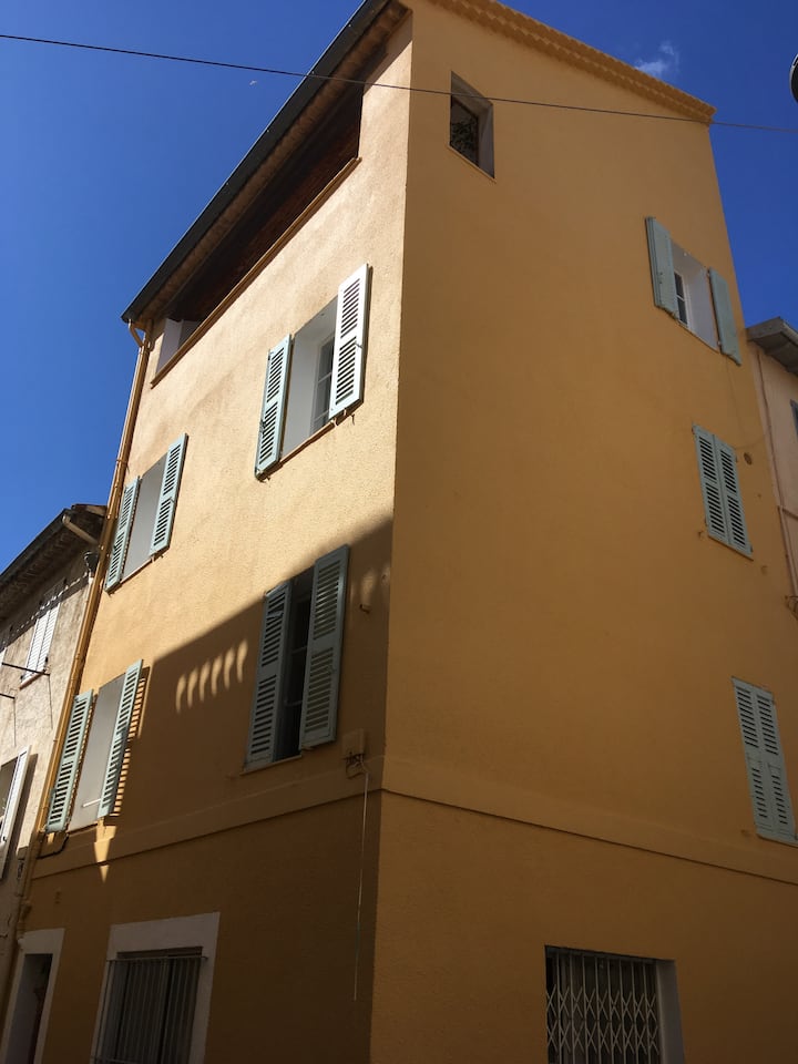 Maison Mimosas Old Town 10 Minutes Walk To Beaches - Antibes