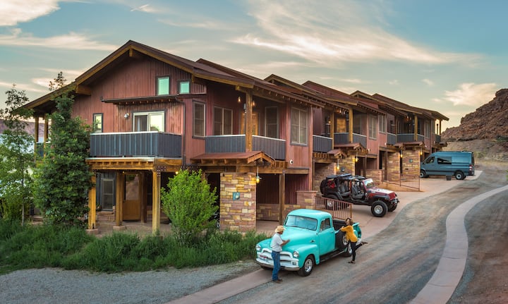 #22 - Townhouse - Pool, Views, Hot Tub & Trails! - Moab, UT