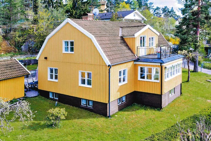 Beautiful, Large House Close To City Centre - Stockholm