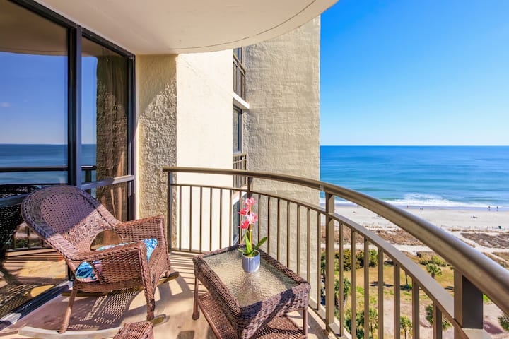 New King Bed! Sleeps 4! Great Ocean View - Myrtle Beach, SC