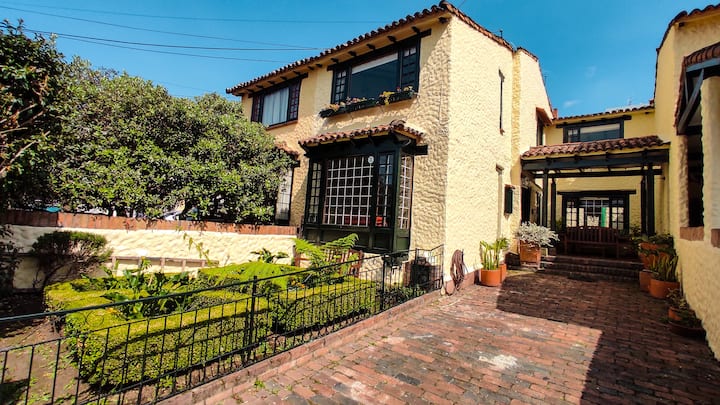 New Colonial Boutique Big House. Cedrogolf Park - Cota