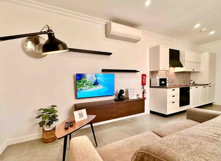 Unique 1bed Penthouse Next Off The Sea Front - Malta