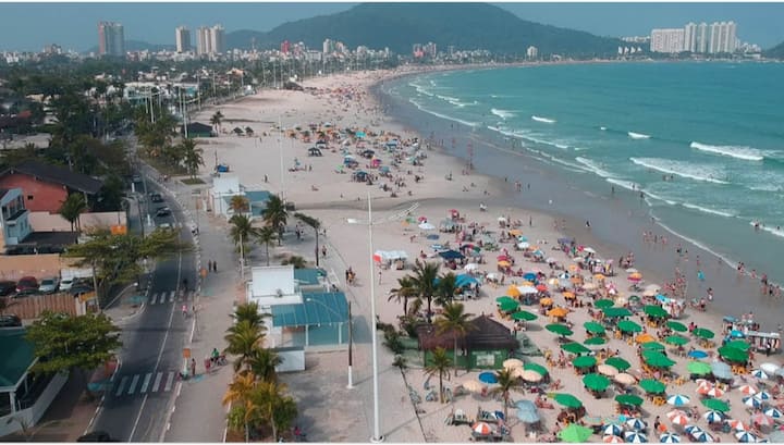 Condomínio Na Praia Da Enseada. - Guarujá