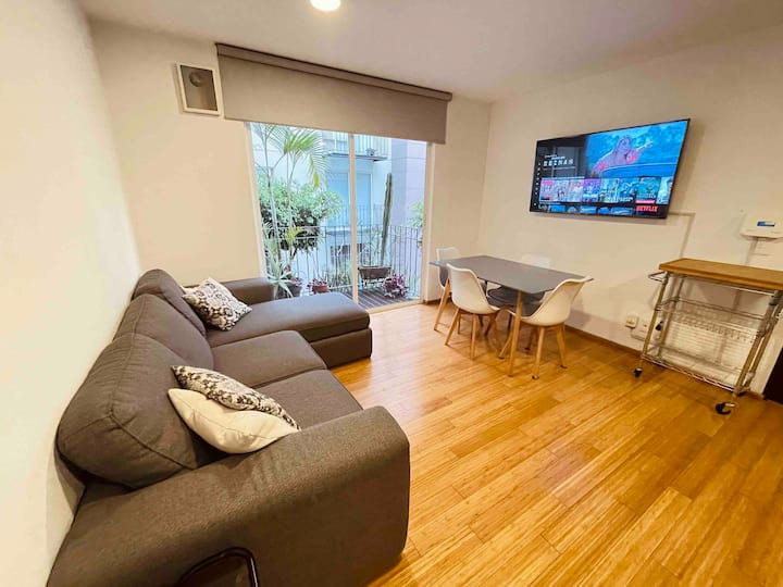 Adam's Home With High-speed Internet Near Polanco - Mexico City