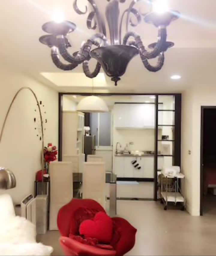 近小巨蛋南京復興雙捷運站,奢華舒適大空間 微風廣場松山機場可洗衣炊煮Mrt1分到家 - Taipei