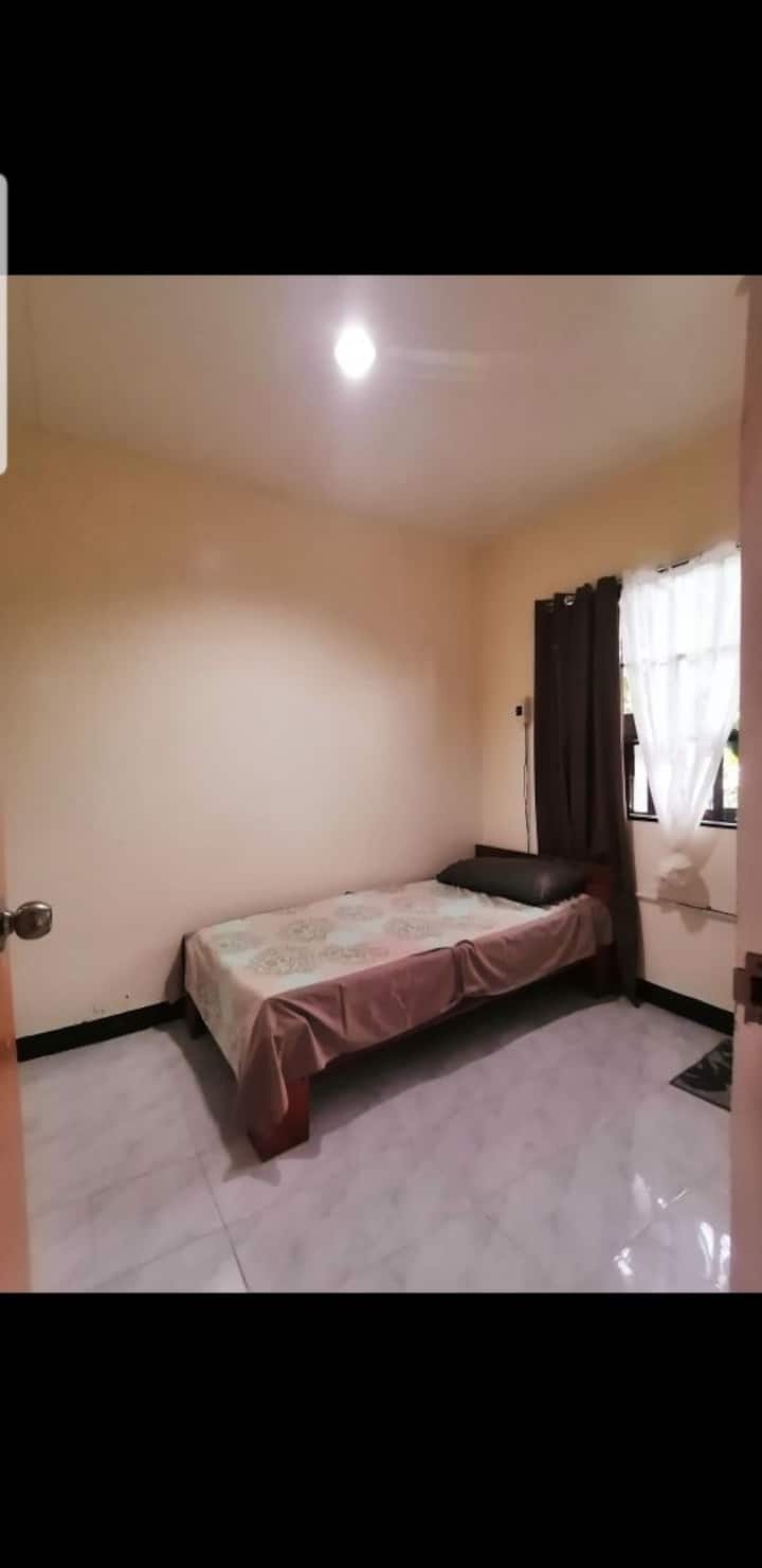 Cozy House In Family Friendly Subdivision - Iligan City