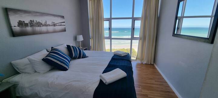7th Floor 1 Bedroom Apartment St Tropez - Somerset West
