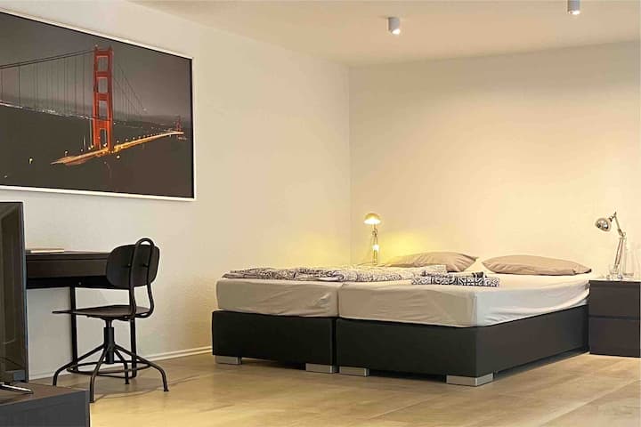 Neubau Souterrainwohnung  + Wifi - Wiesbaden