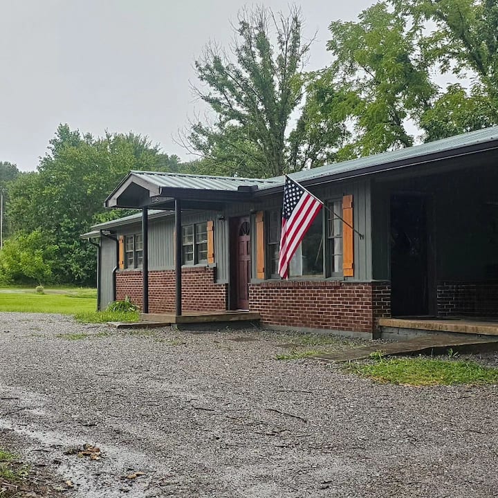 Cozy Compass - Tellico Plains, TN