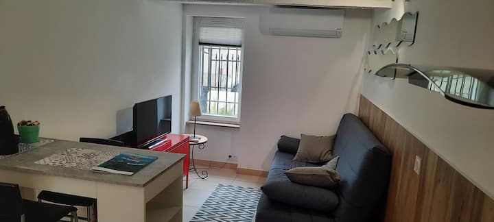 Charmant Studio Avec Terrasse Ombragée - La Seyne-sur-Mer