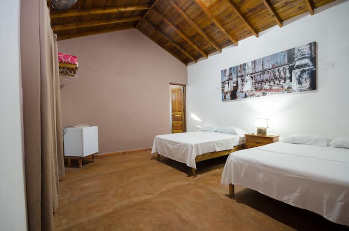 Casa Mireya La Maestra. “La Cabaña” - Vinales