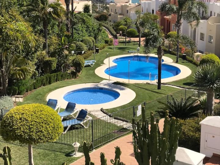 Apt With Fantastic Views - Manilva