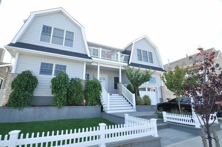 Modern Luxury Beach Home - Nowy Jork, NY
