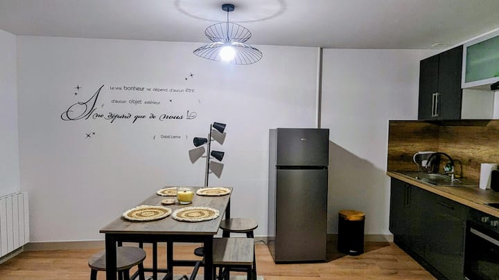 Zen Home - Appartement Jusqu'à 4 Voyageurs - Nantua