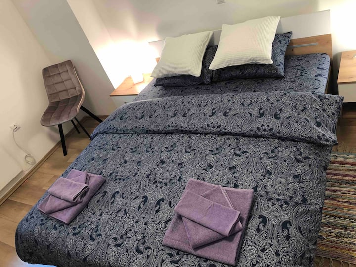 Velvet Home - Zagabria