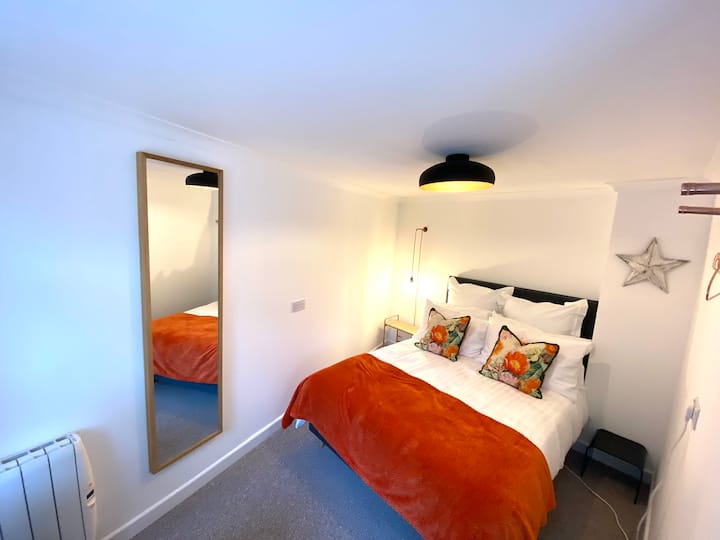 Walk To Beach And Free Parking In St Ives - St Ives