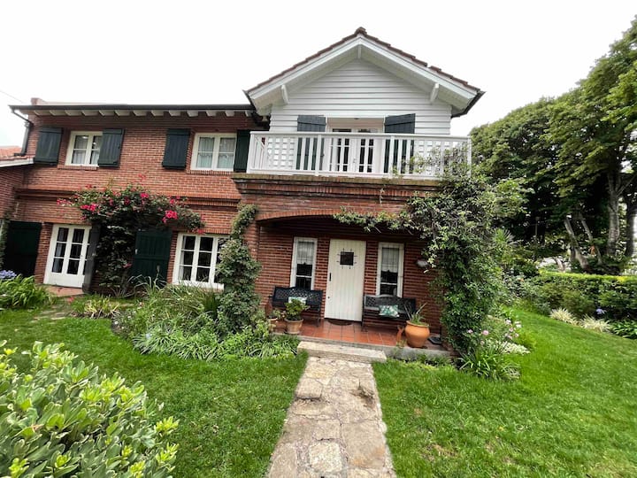 Hermosa Casa En Los Troncos - Mar del Plata