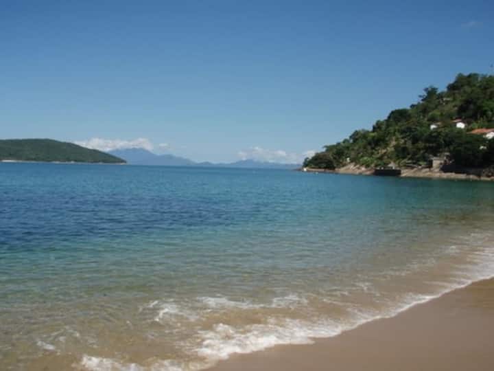 Paz E Tranquilidade De Um Bosque à Beira-mar - Angra dos Reis