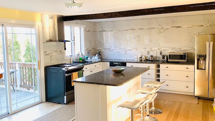 Cape Cod Summer House - Barnstable, MA