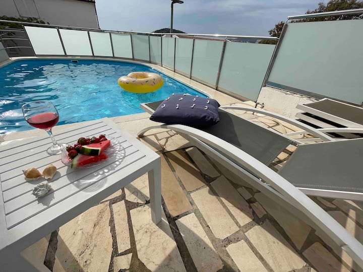 Villa Linda -Apartment With Pool, Balcony, Parking - Sevid