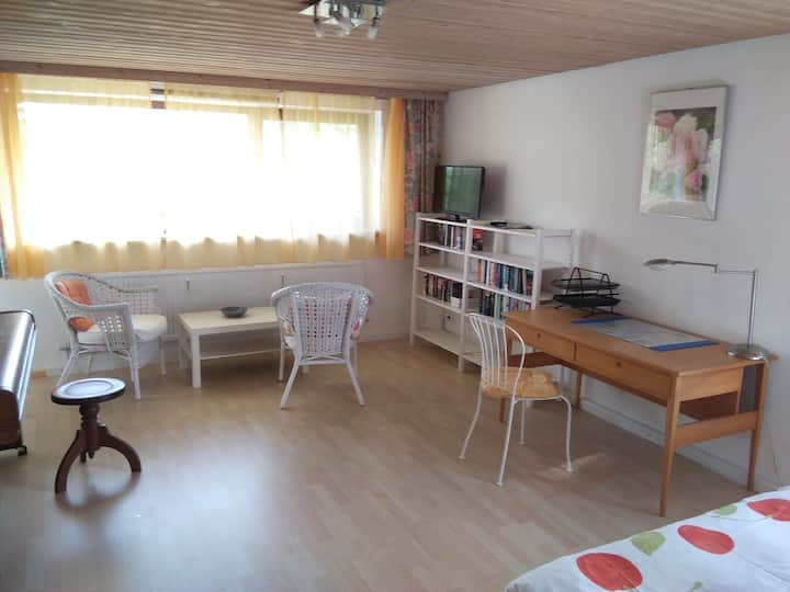 Einzimmer Souterrain Wohnung Mit Küche Und Bad - Spitzingsee