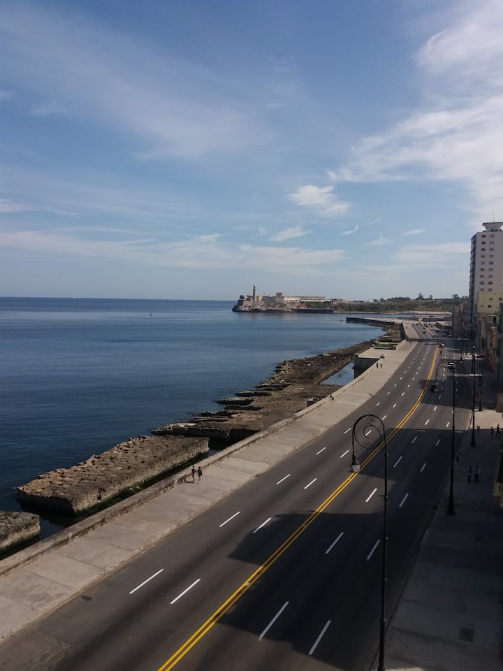 B&b, Beautiful And Inspiring Ocean View - Havana