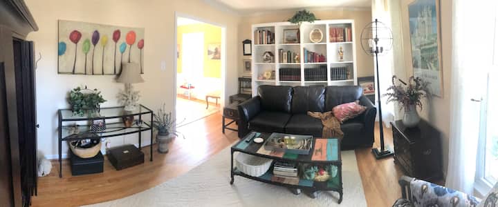 Front Bedroom/shared Bath & Lr Available For Rent - Greensboro, NC