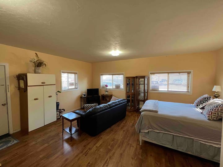 Lis Studio - Eugene, OR