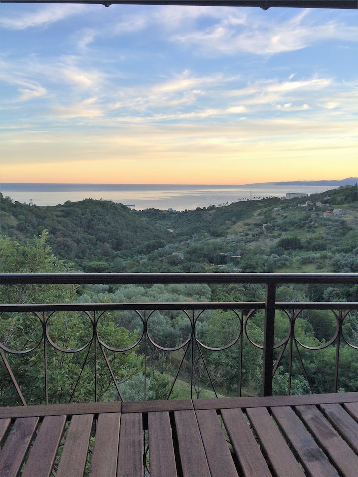 Apartment In Genoa, In The Country With Sea-view - Gênes