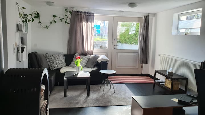 Kleine Gemütliche Kellerwohnung , Eigener Eingang. - Murrhardt