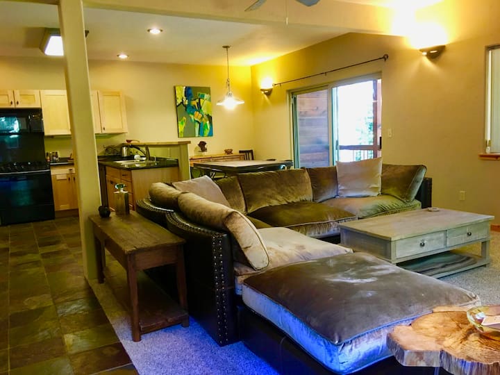 Easy Peasy | Tahoe Donner Condo - Truckee, CA