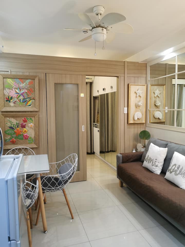 Shore'cation Moa View Netflix, Wifi + Parking - Pasay