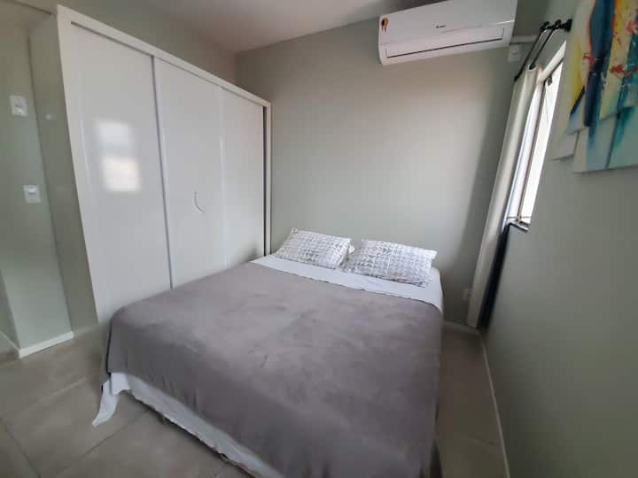 Pequeno Conforto 4 Apto Privativo C/wi-fi, Tv , Ar - Balneario Camboriú