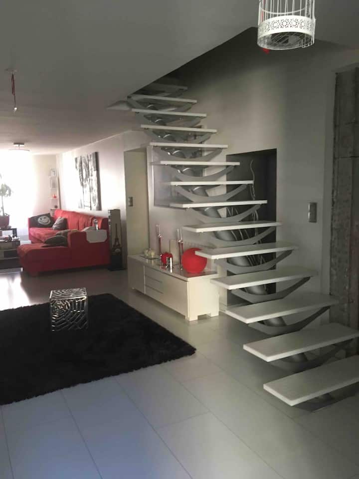 2 Chambres Privées Pour Une Personne Par Chambre - Lons-le-Saunier