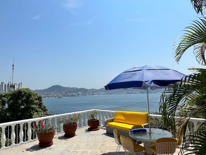 Luxury Home With Ocean View & Pool In Acapulco - Acapulco