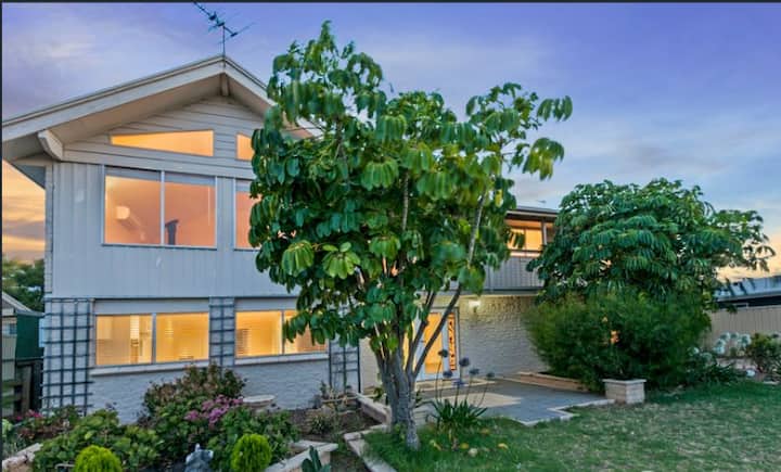 Family Friendly Beach Getaway - Aldinga