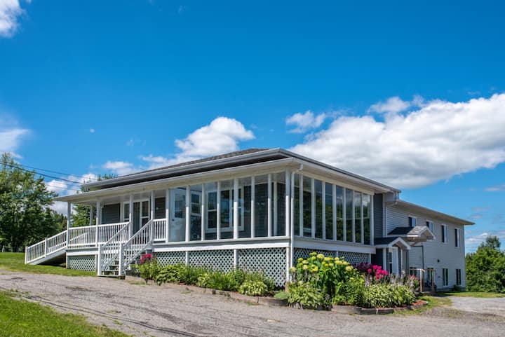 Hébergement Entier à Stornoway - Québec